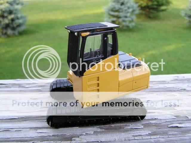 Custom Caterpillar 320DL Cab Riser - White Metal - General Topics - DHS ...