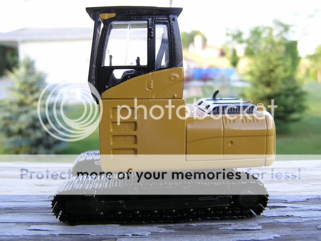 Custom Caterpillar 320DL Cab Riser - White Metal - General Topics - DHS ...