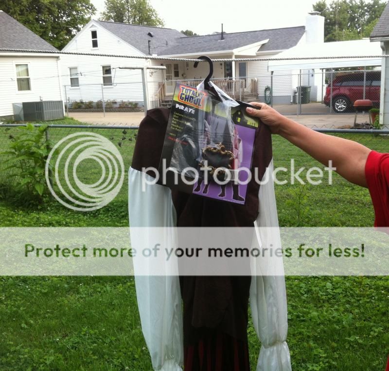 Totally Ghoul Pirate Costume (new) with a extra pirate wig $25 ...