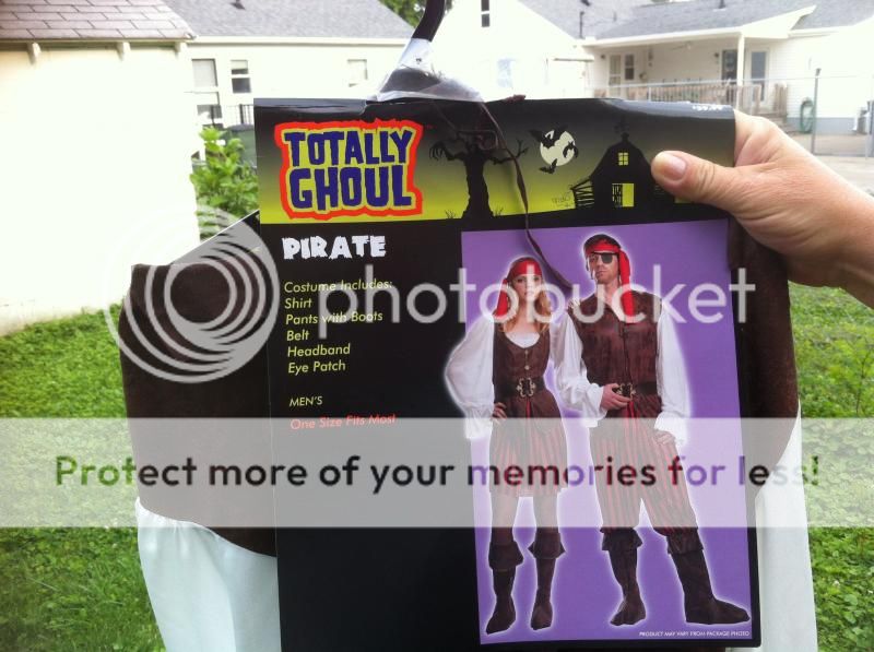 Totally Ghoul Pirate Costume (new) with a extra pirate wig $25 ...