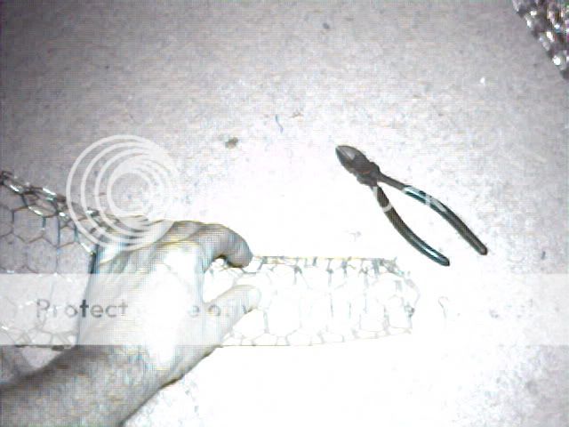 Chicken Wire Body step by step | Halloween Forum